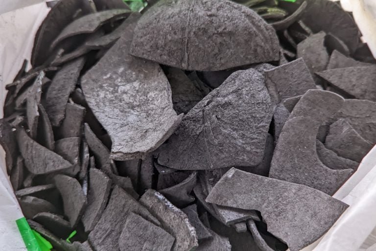 Than gáo dừa là gì? Giá bán than gáo dừa Bến Tre 2025